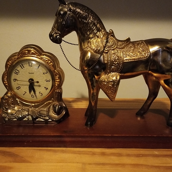 united clock corp | Other | 94s United Clock Corp Horse Clock | Poshmark